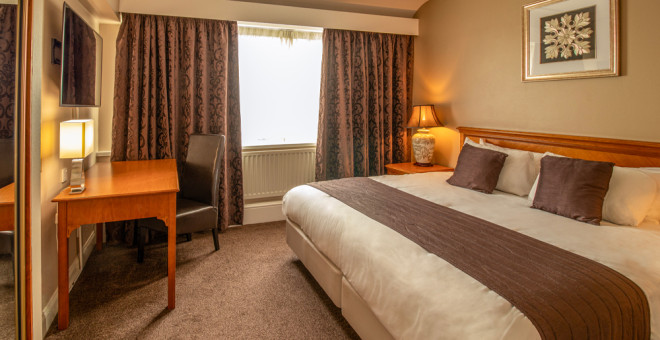 Newcastle Accommodation | Grand Hotel Gosforth Park Newcastle