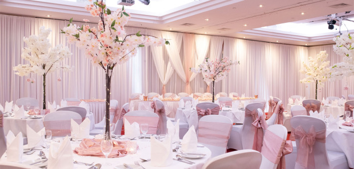 Newcastle Weddings | Grand Hotel Gosforth Park Newcastle